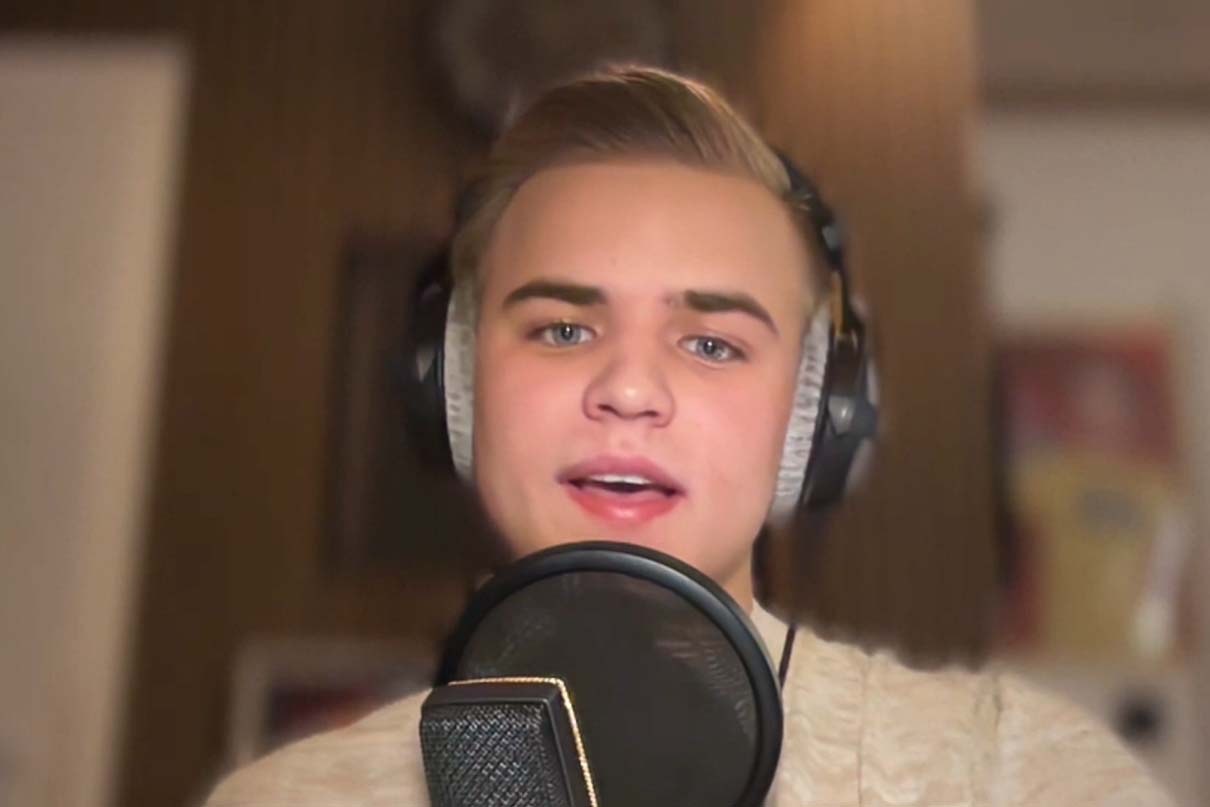 Phil Schaller •891 - junger Künstler - starke Stimme - Promigeflüster